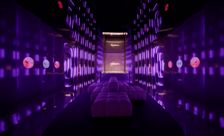 Ploom a Milano Design Week 2025 con Connected Sensations